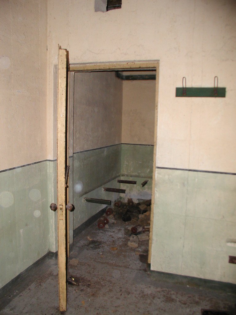 Lydden Spout Plotting Room | undergroundkent